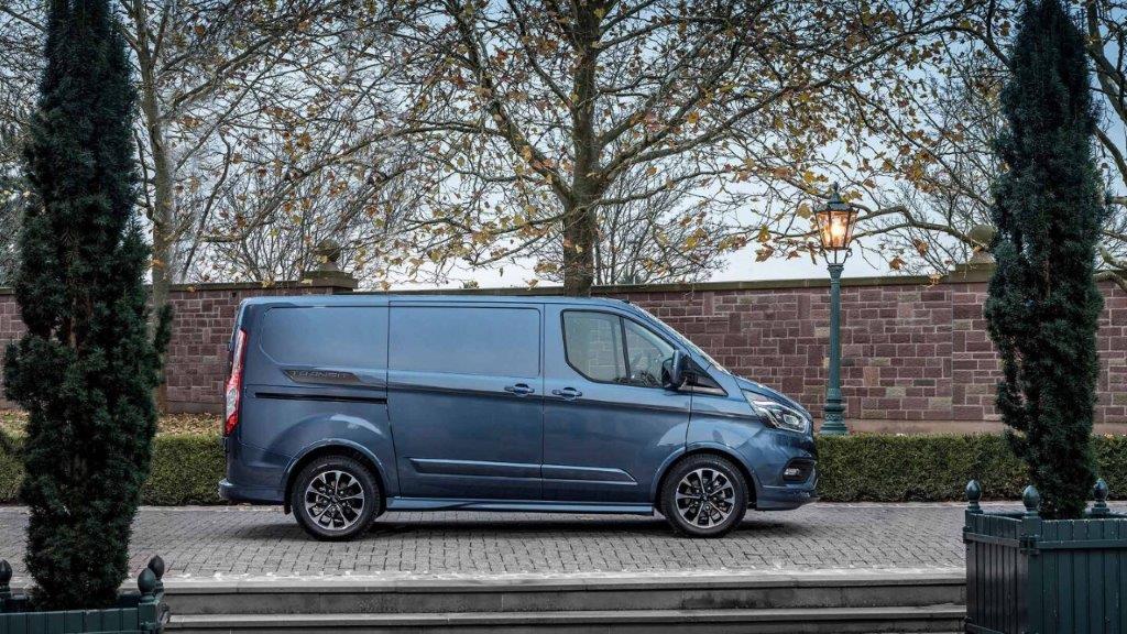 Nye Ford Tranist Custom - Øystese Mek. Verkstad
